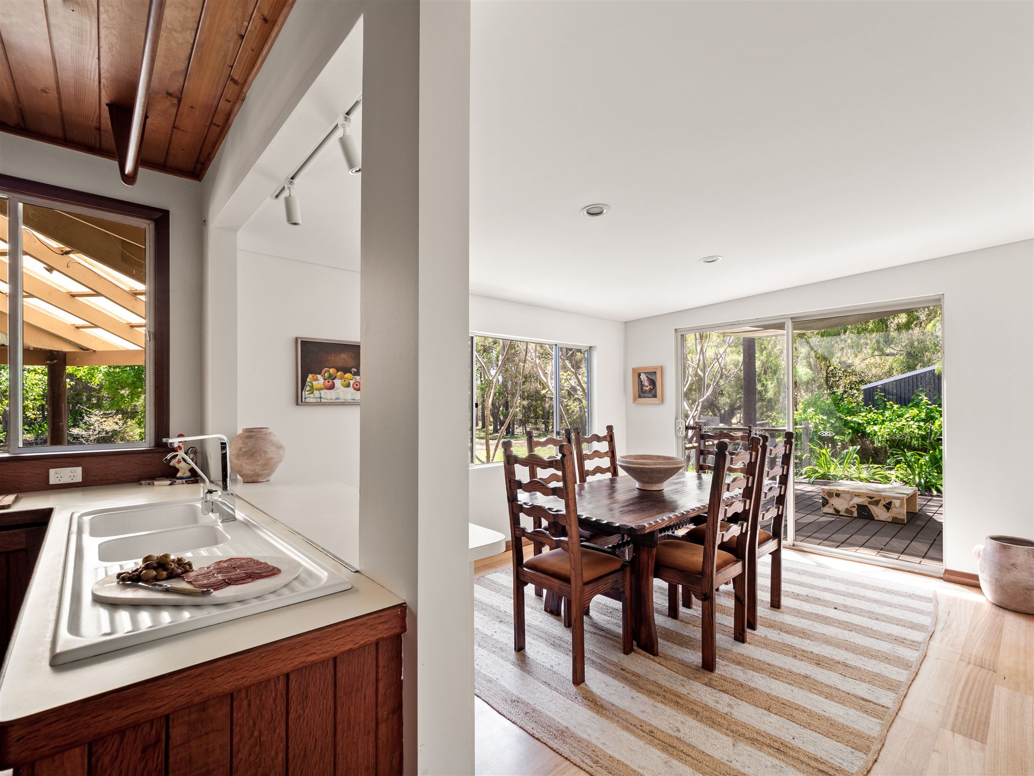 Orchard Homestead | Countryside Cottage Retreat in Yallingup