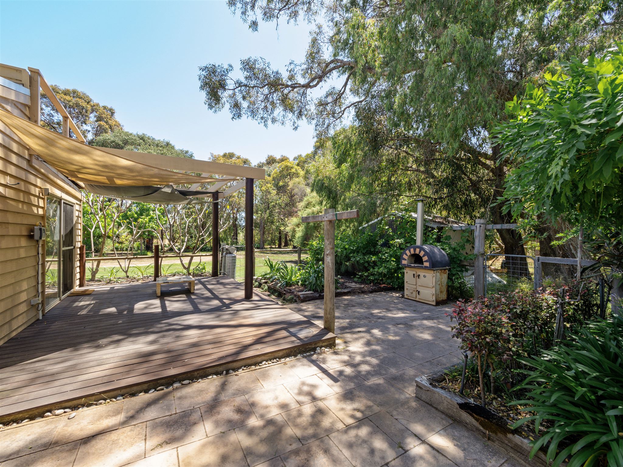 Orchard Homestead | Countryside Cottage Retreat in Yallingup